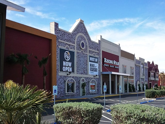 The Rising Star shopping center offers retail therapy without big-city prices or traffic headaches &ndash; a win-win for your wallet and blood pressure.