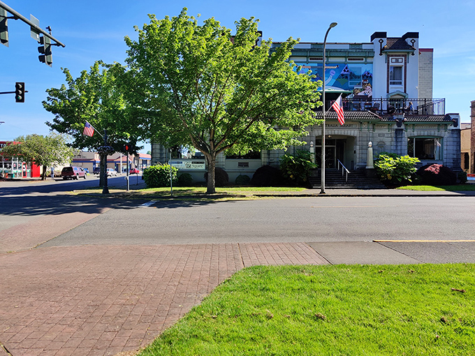 Breakfast spots and local eateries line up like old friends - Centralia serves comfort with every meal.