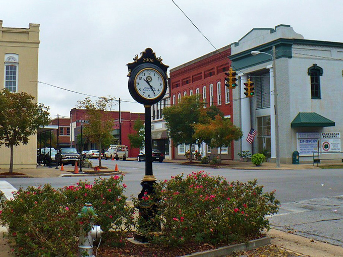 Demopolis showcases small-town pride with buildings that have stood the test of time gracefully.