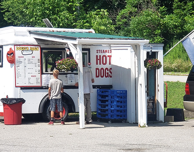 This mobile kitchen proves that great food doesn't need a fancy address or location.