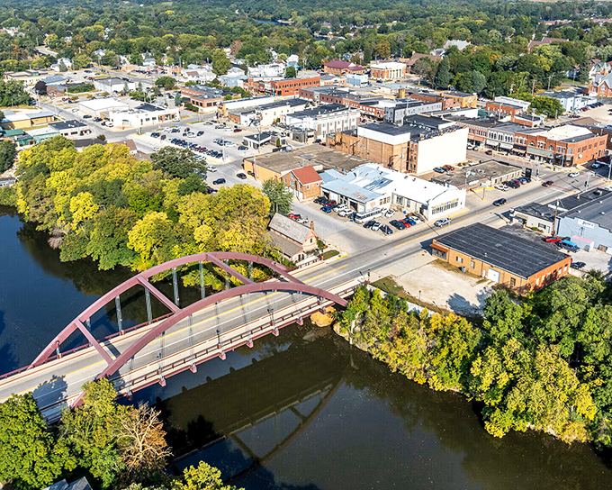 Iowa Falls sprawls along the river, mixing natural beauty with small-town comfort in one perfect package.