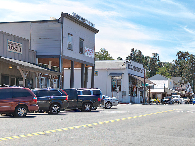 Julian's Old West charm comes alive on Main Street, where apple pie dreams and gold rush history collide.