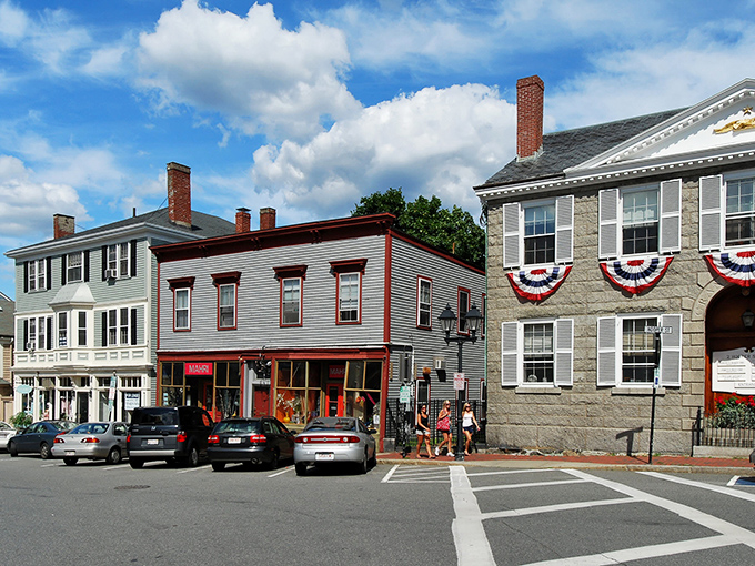 Marblehead's narrow downtown streets wind between charming buildings where local shops and restaurants create an irresistible village atmosphere to explore.