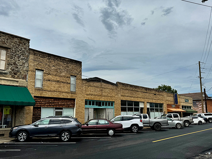 Brick buildings and murals celebrate community history while mountains loom close, reminding visitors why this crystal capital feels magical.