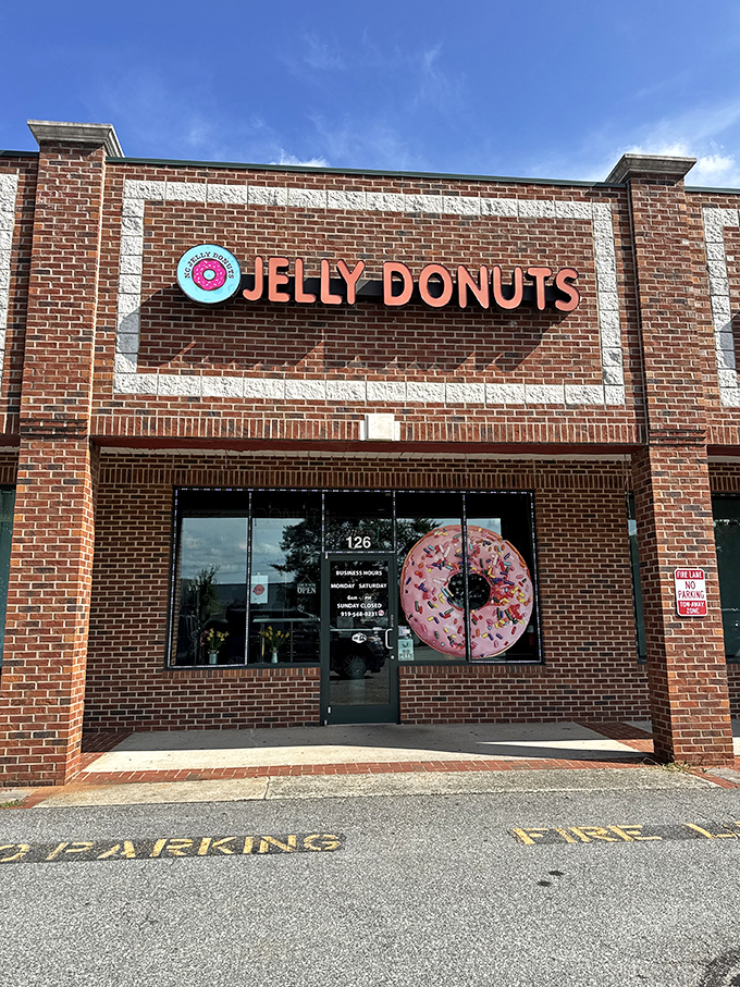 NC Jelly Donuts' storefront might be simple, but that giant pink donut logo means business. Serious donut business!