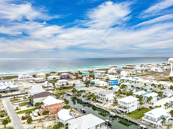 Navarre's sugar-white beaches make you wonder if someone accidentally spilled powdered sugar everywhere perfectly.