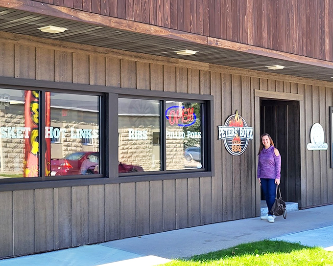 Peters' Boyz brings Texas to Wisconsin with a no-frills approach &ndash; because when the BBQ's this good, fancy isn't necessary.