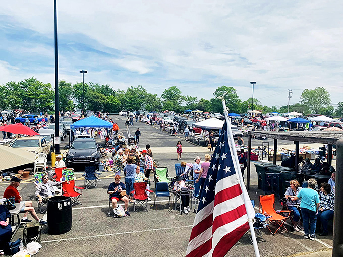 Stars, stripes, and great finds! Rossi's patriotic atmosphere makes bargain hunting feel like a true American pastime for these dedicated shoppers.
