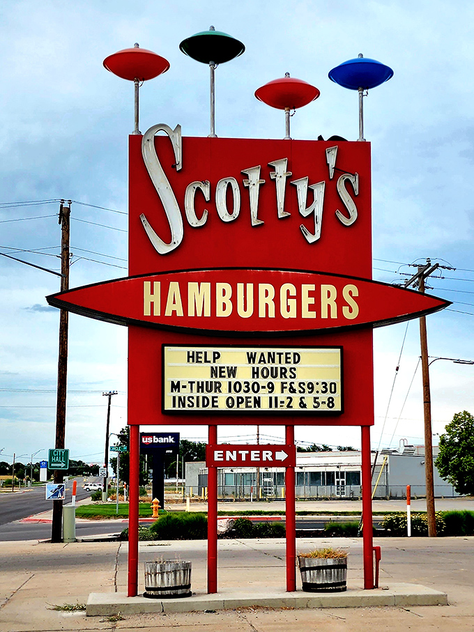 Scotty's sign is a mid-century masterpiece. Those flying saucer lights have been guiding hungry earthlings for generations!