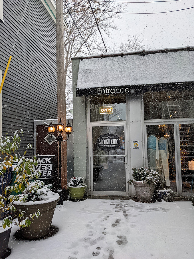 Second Chic's snowy entrance creates a winter wonderland atmosphere for Buffalo's most stylish thrift shopping experience.