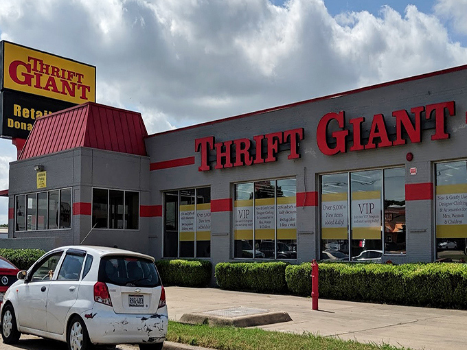 Thrift Giant lives up to its name with this sprawling Dallas location. The bold red signage signals serious savings ahead!