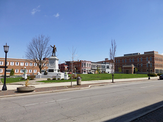 Small-town banking meets big-city charm in this perfectly preserved downtown business district.