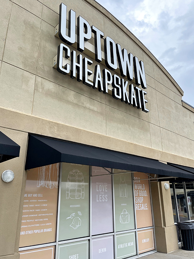 Uptown Cheapskate's name is the only thing "cheap" about this boutique-style resale shop. Even the signage screams "upscale bargains inside!"