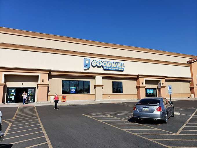 Goodwill on 16th Street - where the parking lot is full for good reason.