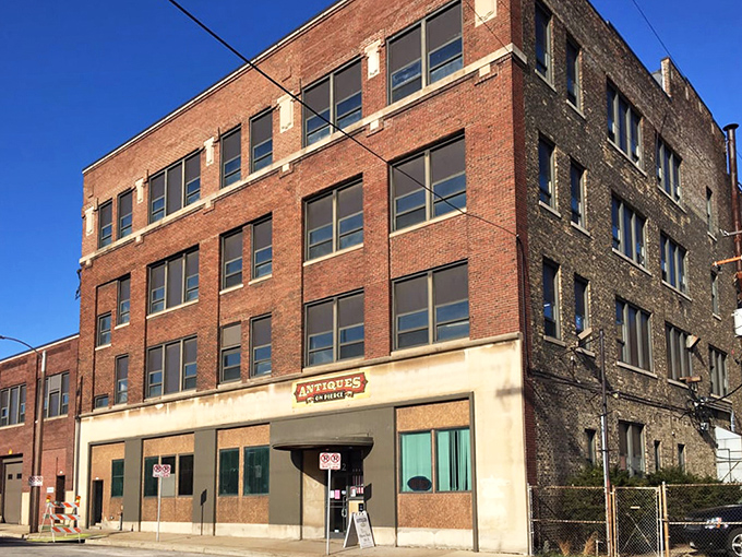 Brick buildings and vintage signs—a match made in antique heaven. Antiques on Pierce stands proud in Milwaukee's historic district.