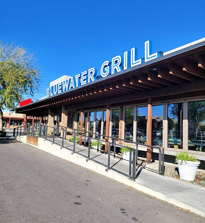 Sleek, stylish, and serious about seafood &ndash; Bluewater Grill brings coastal dining elegance to the desert.