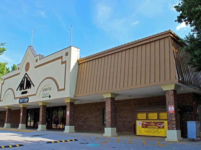 This isn't your grandmother's thrift store&mdash;though she'd love it too. Upscale resale that makes "secondhand" sound like a compliment.