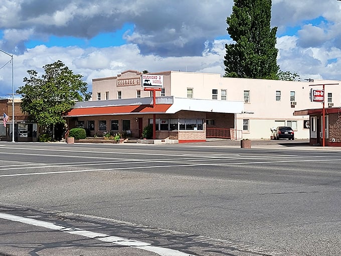 Wide open spaces surround Delta like an endless canvas, offering the kind of peace city folks dream about.