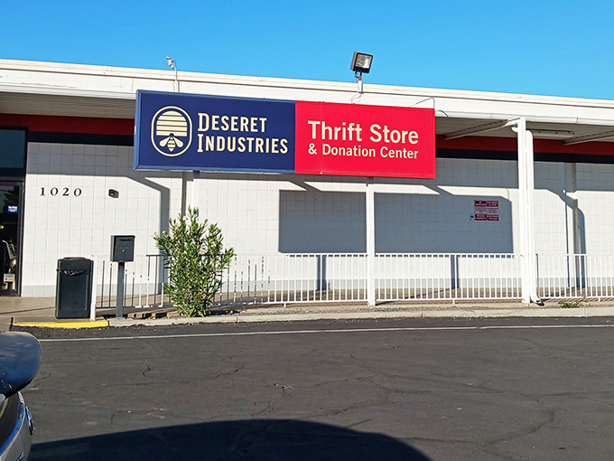 The "DI" (as locals call it) offers everything from sofas to silverware under one thrifty roof.