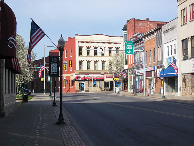 The heart of DuBois welcomes you with architecture that whispers stories of more prosperous times and promises affordable living today.