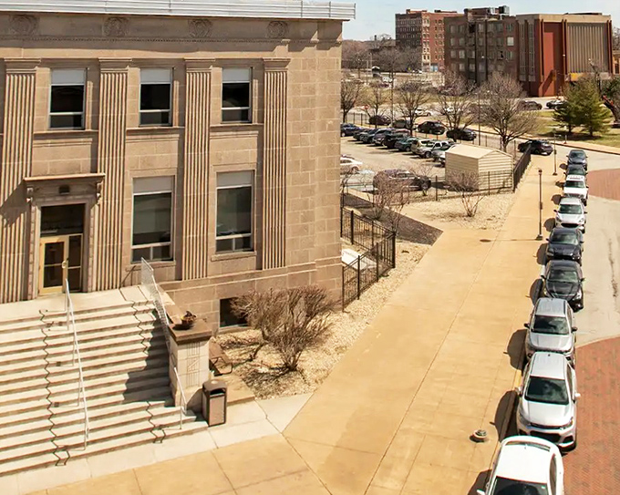 Gary's urban landscape offers surprising pockets of green&mdash;proof that nature and city life can be good neighbors.