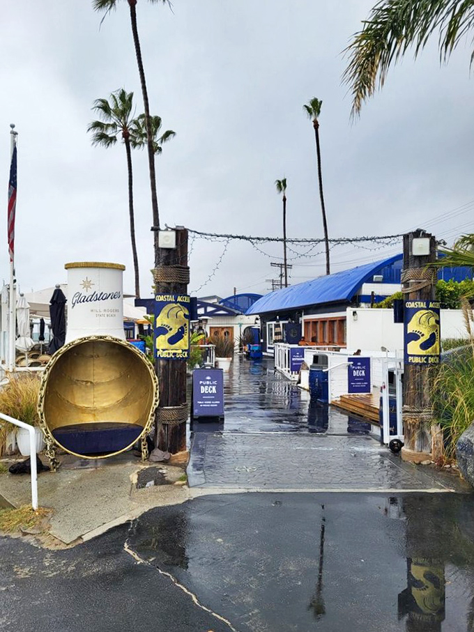 This Pacific Palisades institution shows why some restaurants become landmarks - great food, better views, and endless coastal charm.
