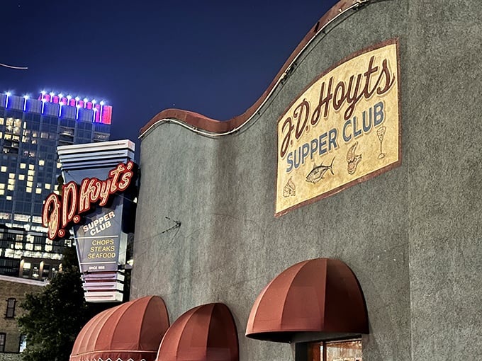 City lights and classic supper club charm prove that great traditions can thrive anywhere, even downtown.