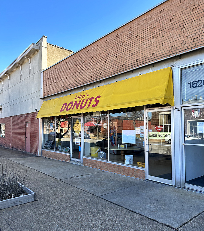 That unassuming storefront hides St. Louis's worst-kept secret: donuts worth setting your alarm for.