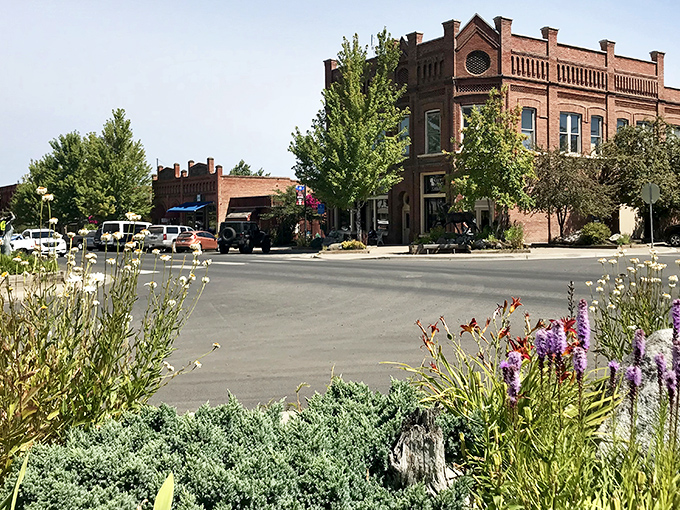 Historic brick buildings in Joseph's downtown showcase the perfect blend of western charm and artistic mountain town beauty.