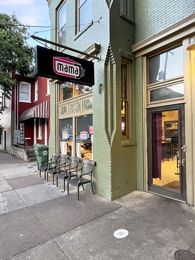 Those sidewalk chairs at Mama J's aren't just for show &ndash; they're for recovering from food-induced happiness.