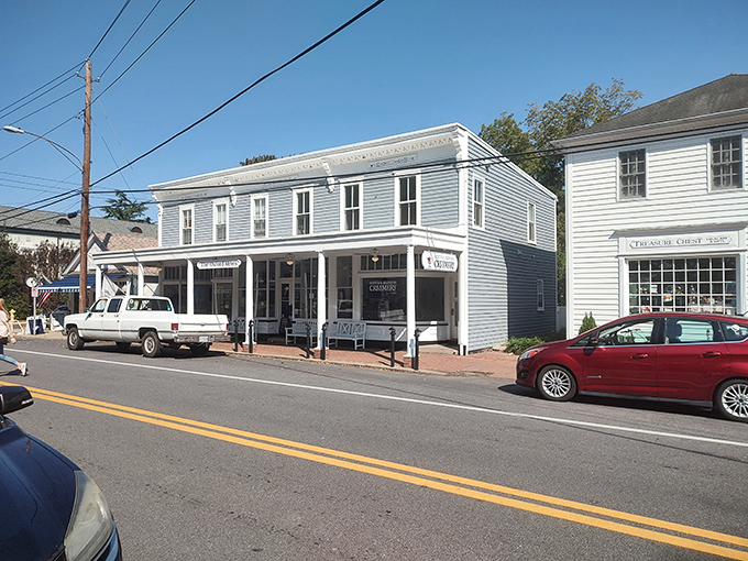 White clapboard buildings with patriotic touches make Oxford look like America's birthday cake&mdash;classic and never out of style.