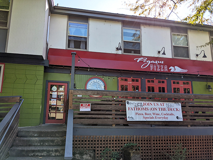 When your building looks this cheerful, the pizza inside better deliver on that promise of joy. 