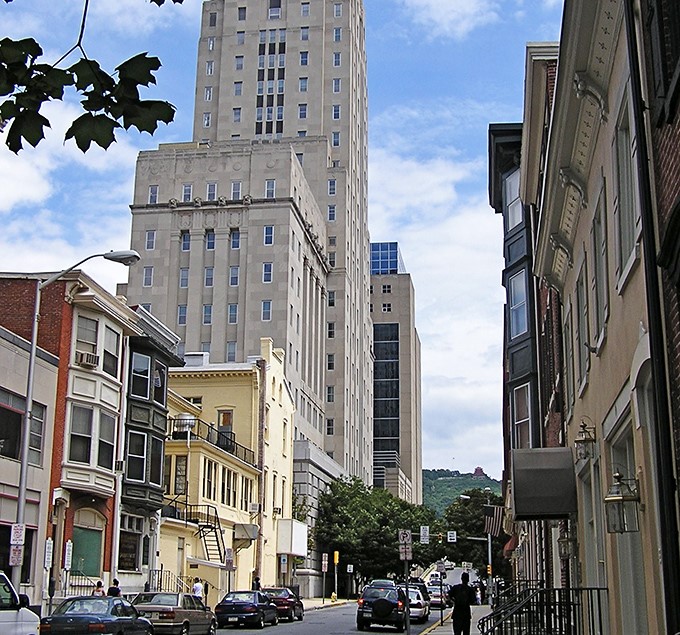 Tree-lined Reading streets offer urban living with small-town charm, perfect for budget-conscious retirement planning.