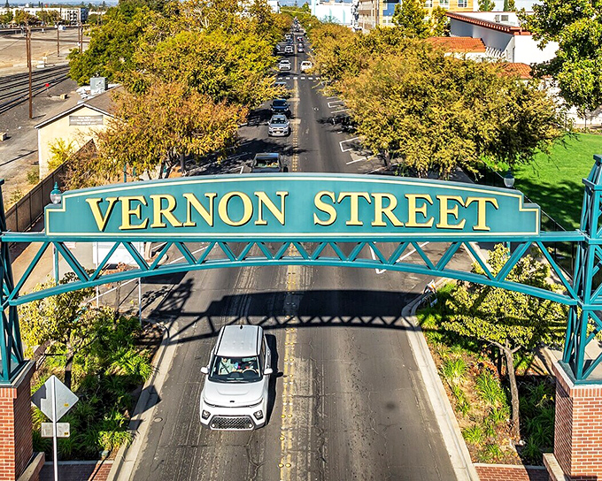 Vernon Street welcomes visitors to downtown Roseville, where history and community spirit meet in the city&rsquo;s vibrant core.