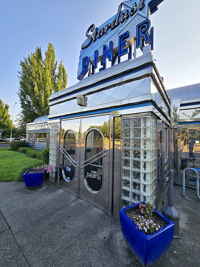 The art deco entrance of Stardust Diner promises a step back in time with food that reminds you why classics never go out of style.