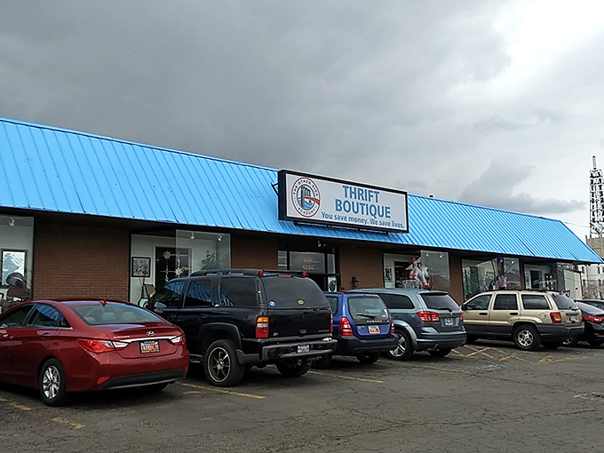 When the lot's this full, you know the deals inside are absolutely worth fighting for.