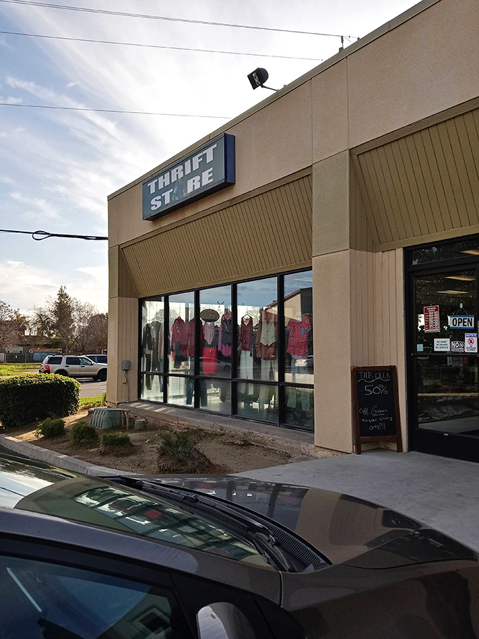 This neighborhood gem offers big-city thrift shopping with small-town charm and unbeatable community prices.