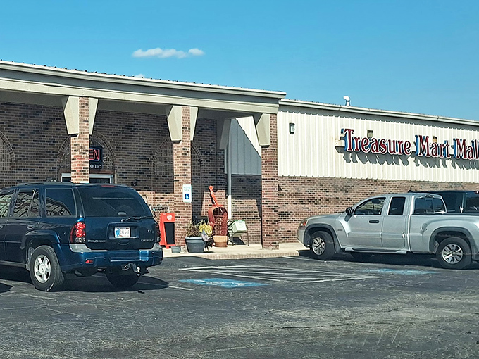 When the parking lot's this full, you know the treasures inside are worth fighting.