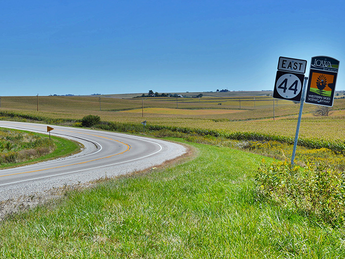 The Western Skies route takes you through quintessential Iowa farmland where the horizon seems a world away.
