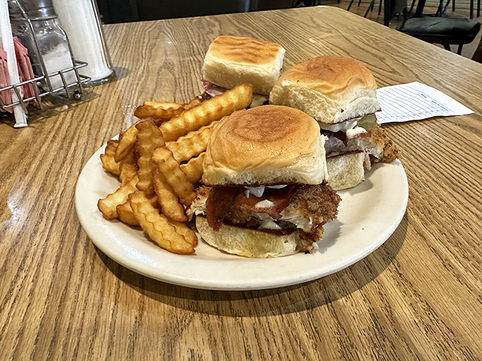 Sliders that mean business &ndash; no pretentious "small plates" here, just honest sandwiches with crinkle-cut fries that snap with each bite.
