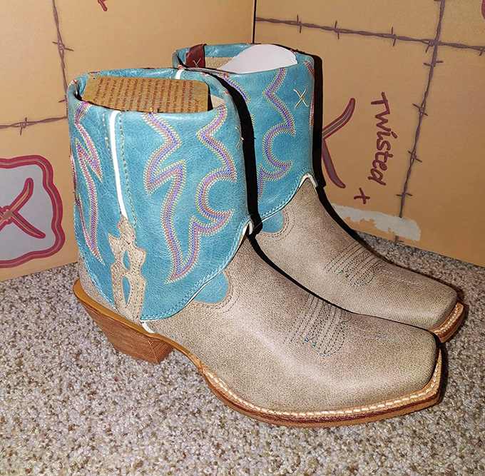 These turquoise-accented boots weren't made just for walking&mdash;they're conversation pieces waiting to transform someone's wardrobe from ordinary to extraordinary.