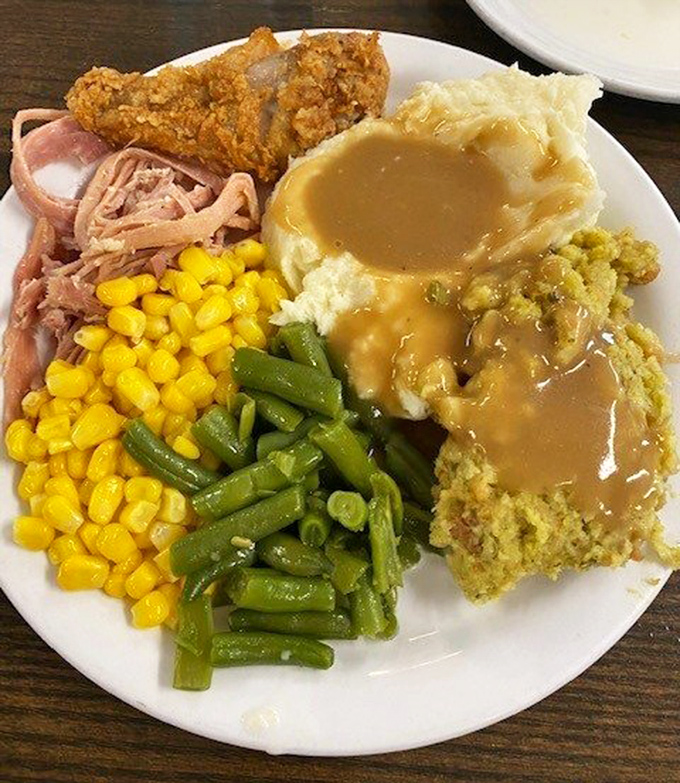 The perfect buffet plate doesn't exi&mdash; Oh wait, here it is! A masterclass in strategic food arrangement that would make Tetris champions proud.