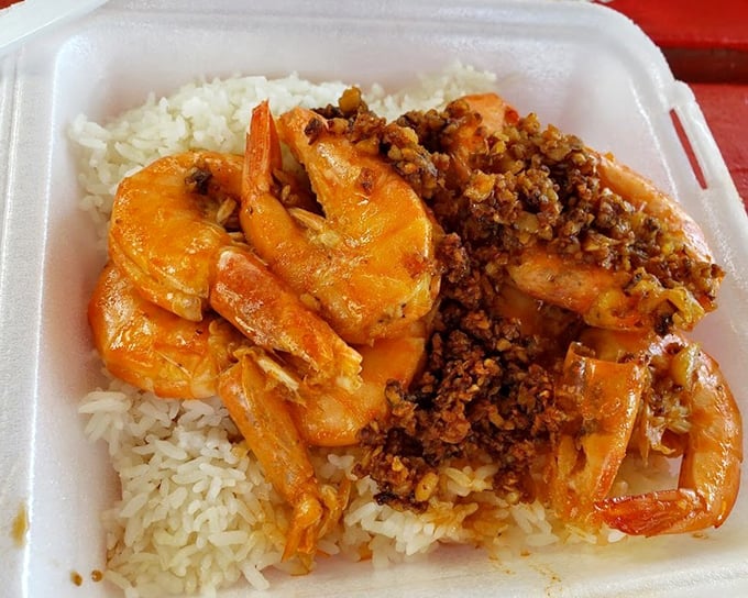 The butter garlic shrimp platter&mdash;where shellfish meets butter in a romance so perfect it should be the plot of the next Nicholas Sparks novel.