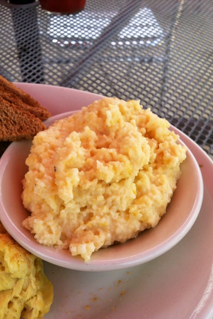 Cheese grits that would make a Northerner finally understand what Southerners have been raving about all these years.