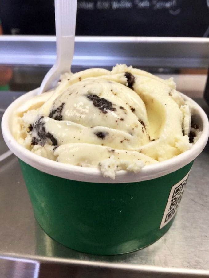 Cookies and cream that doesn't skimp on the cookies. This isn't the polite sprinkling you get elsewhere – this is a proper cookie celebration.