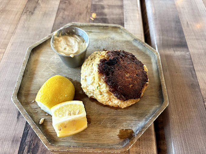 This golden-crusted crab cake isn't playing games &ndash; it's all about the sweet lump crab meat with minimal filler and maximum flavor.