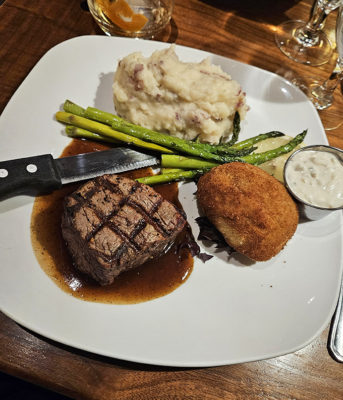 When a filet mignon arrives with those perfect grill marks, it's not just dinner&mdash;it's performance art with a delicious finale.