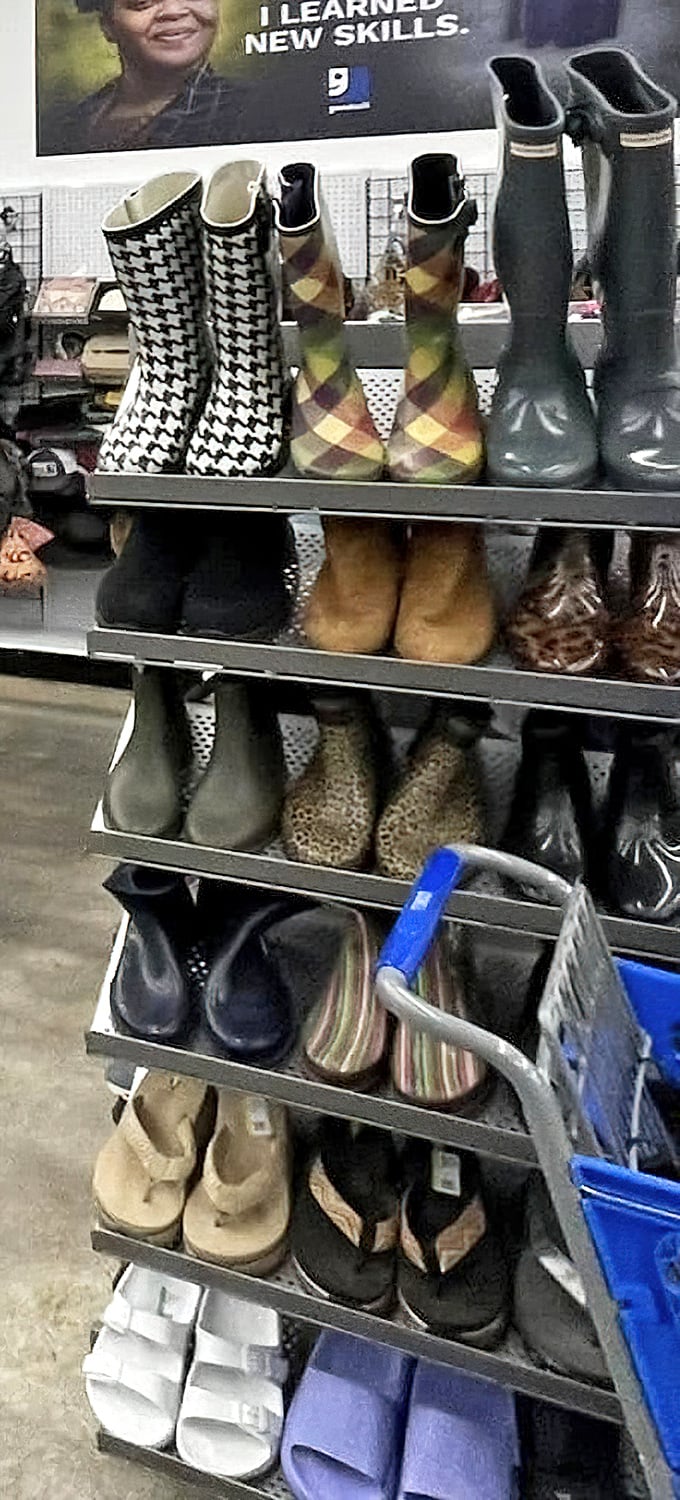 Boot bonanza! From houndstooth patterns to classic plaids, Mississippi puddle-jumpers with personality await new feet.