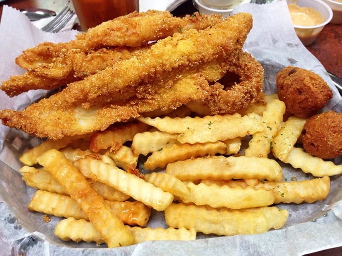 Crinkle-cut fries and crispy catfish create the kind of harmony usually reserved for Fleetwood Mac's greatest hits album.