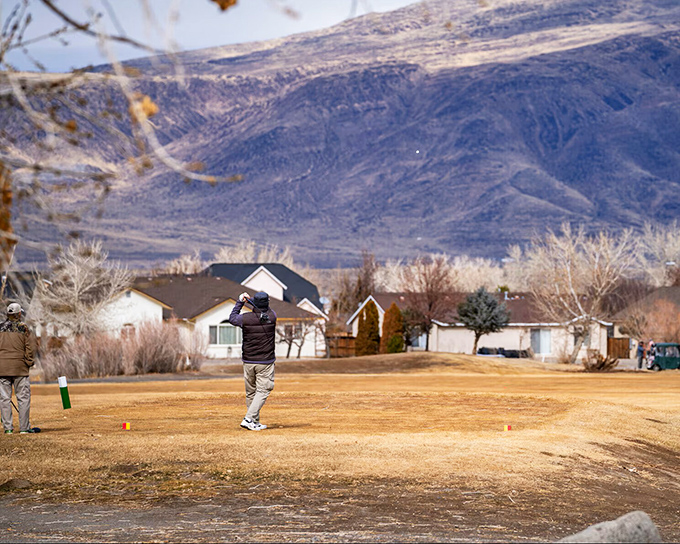 Desert golfing where your ball rolls a country mile. Fernley's golf course offers recreation with a side of mountain majesty.